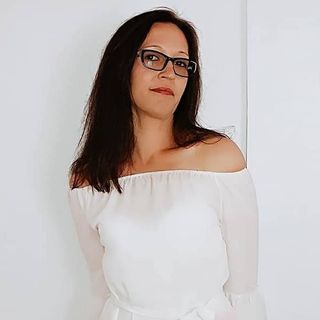 Claire Stephens — YouPic