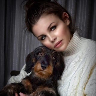 Hayley Elizabeth Buckland — YouPic