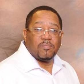 Robert Mitchell Jr. — YouPic
