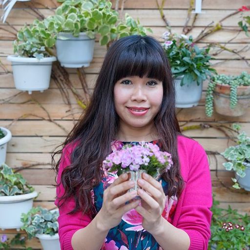 Nguyet Le — YouPic