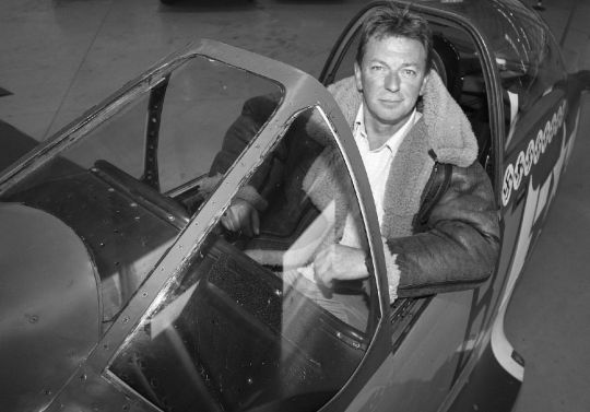 Stuart Thompson — YouPic