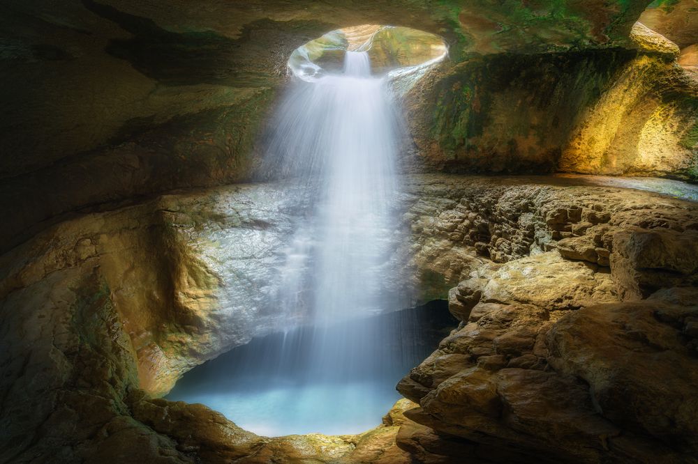 Saltinsky underground waterfall by Sergey Kozlov on YouPic
