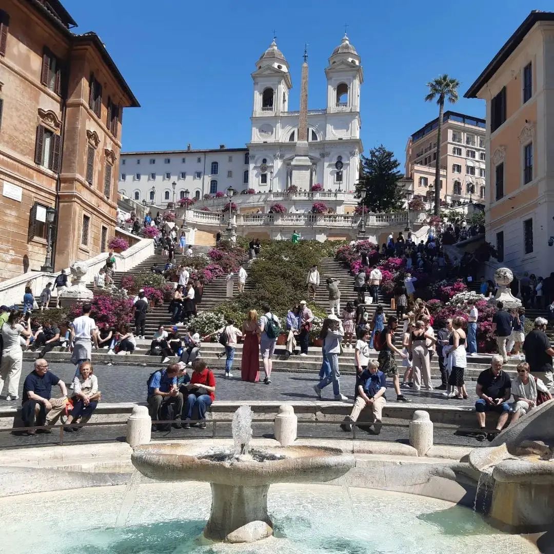 URBAN Piazza Di Spagna (Roma) oggi by Clementina Dodu on YouPic